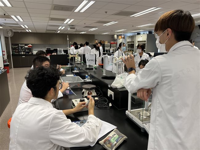 Summer Laboratory Workshop on Chemical Testing for Senior Secondary ...
